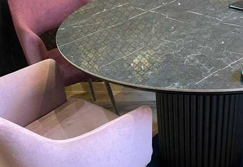Кухонный стол из керамогранита круглый