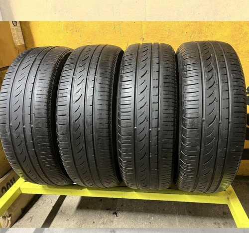 Pirelli Formula Energy 215/65 R16