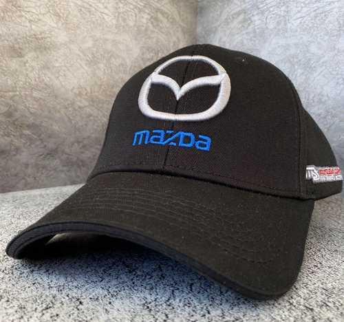 Бейсболка Mazda черная