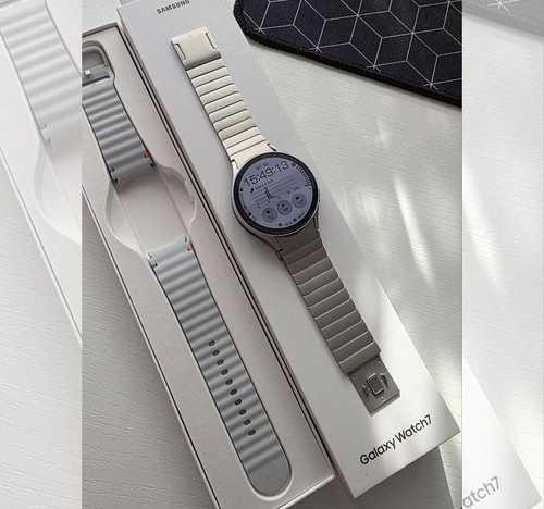 Samsung galaxy watch 7 44mm silver