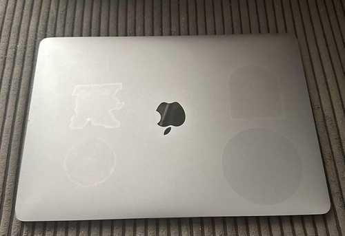 Macbook pro 13 2016 i5 8 256 touch bar