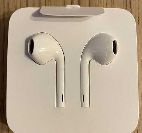 Наушники apple earpods