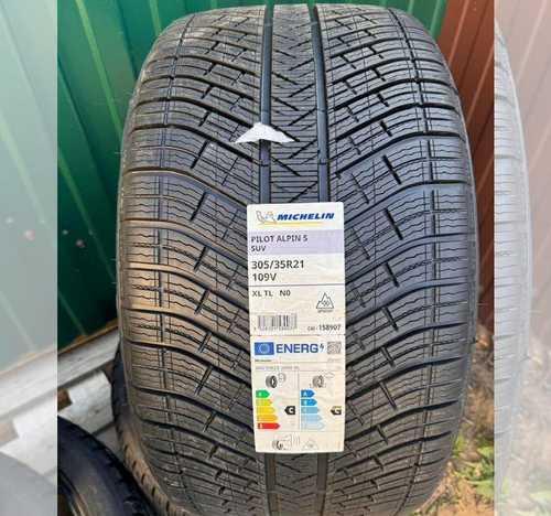 Michelin Pilot Alpin 5 SUV 305/35 R21 и 275/40 R21