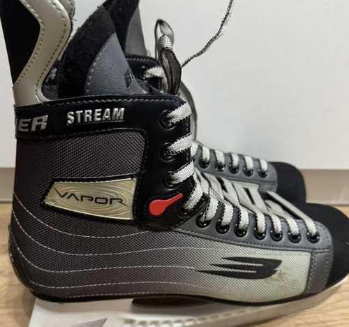 Коньки хоккейные Bauer Vapor stream 44 р