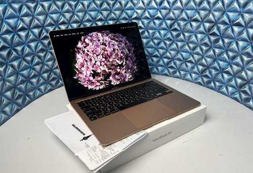 MacBook Air 13 2020 M1 256Gb 115 циклов (чек)