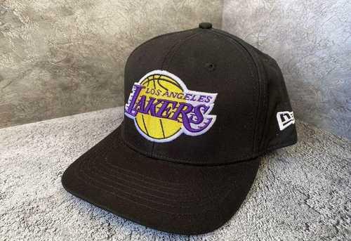 Кепка Los Angeles Lakers с прямым козырьком