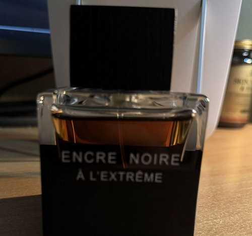 Lalique encre noire a l extreme