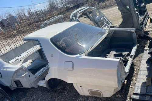 Крыло заднее левое Toyota Crown Majesta UZS151