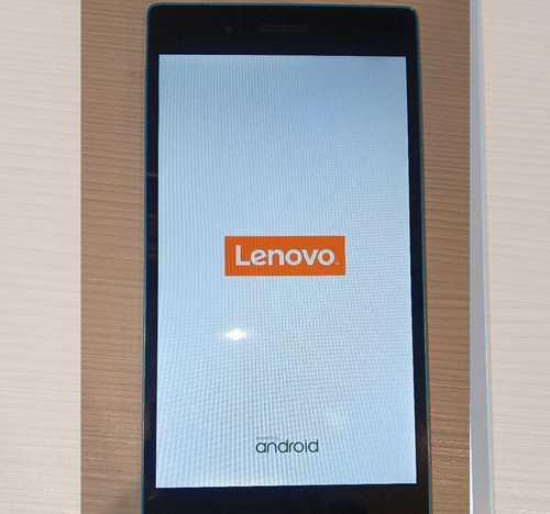 Планшет Lenovo TAB3-730X