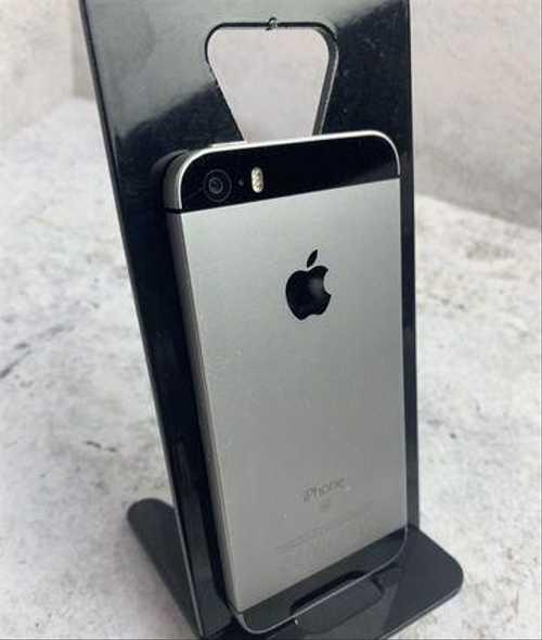 iPhone SE 32Gb Space Gray (100 акб)