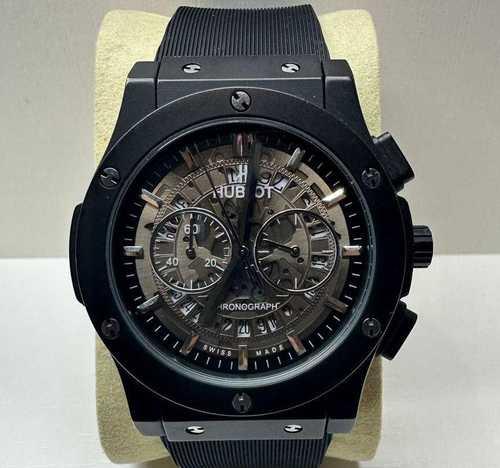 Наручные часы hublot