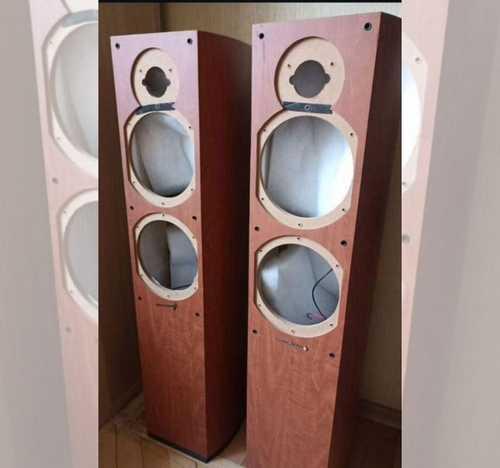 Колонки, корпуса, короба wharfedale