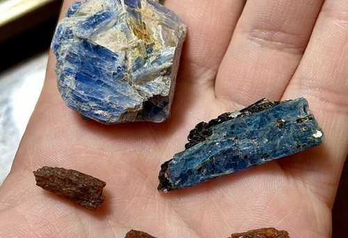 Кианит минерал камень