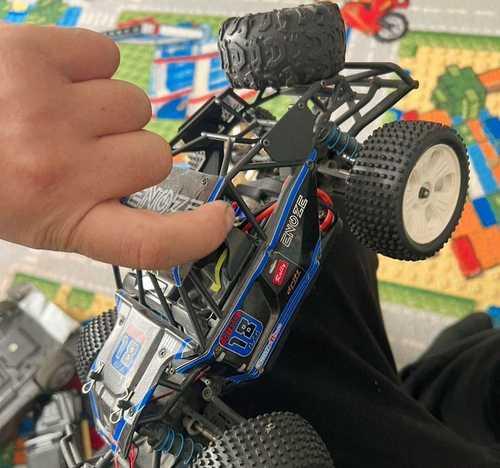 Машинка на радиоуправлении rc модель