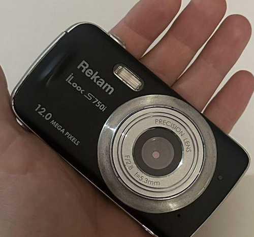 Компактный фотоаппарат Rekam ilook s750i