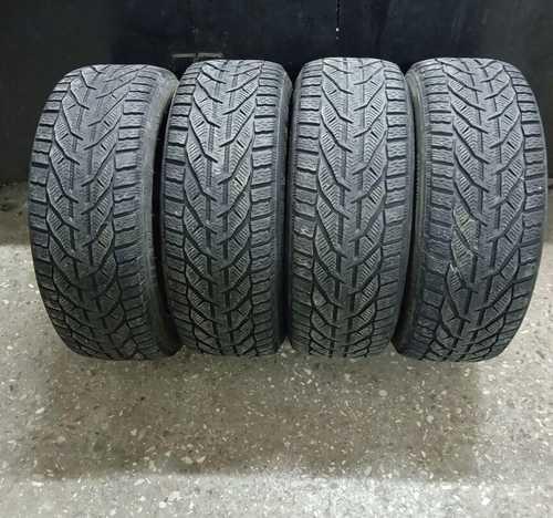 Kormoran Snow 225/55 R17 101V
