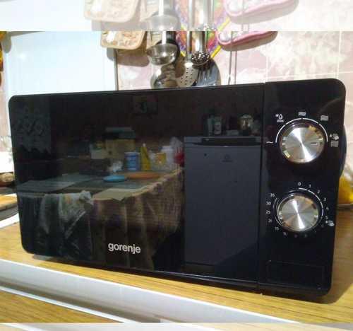 Микроволновка Gorenje MO20E1B