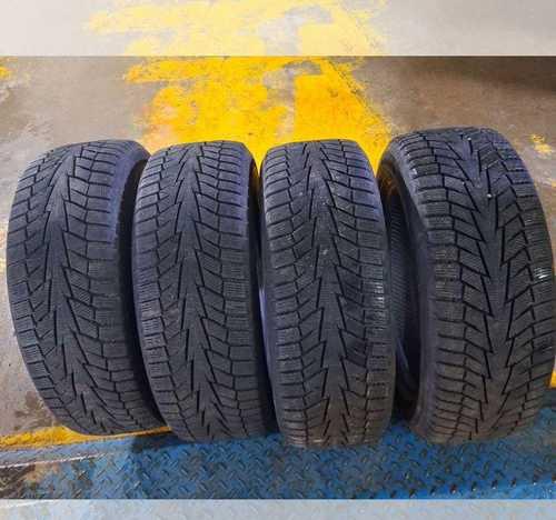 Hankook Winter I'Cept IZ2 215/55 R17 98T