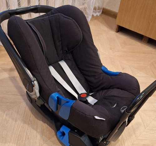 Безопасная автолюлька Britax Romer