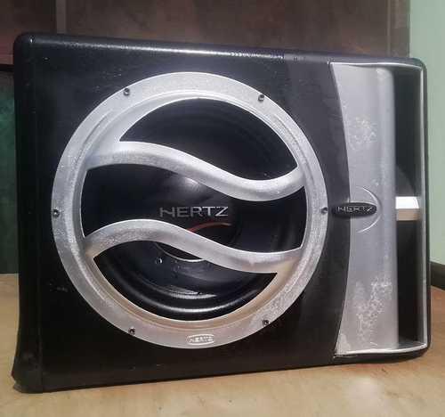 Автомобильный сабвуфер Hertz EBX 250R