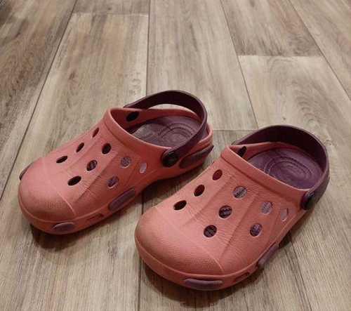 Детские тапки сланцы crocs кроксы