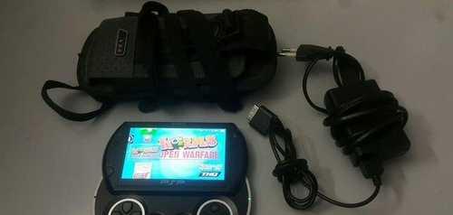 PSP GO Black 16GB 20 игр прошита+чехол+зарядка