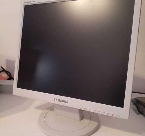 Монитор Samsung syncmaster 710n