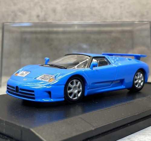 Редкая коллекционная модель Bugatti EB110 1:43 DeA