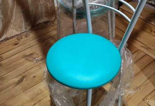 Продам барный стул новый