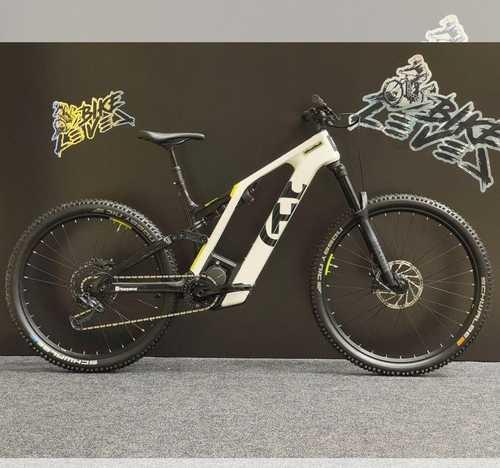 2024г Carbon Husqvarna Bicycles MC 4