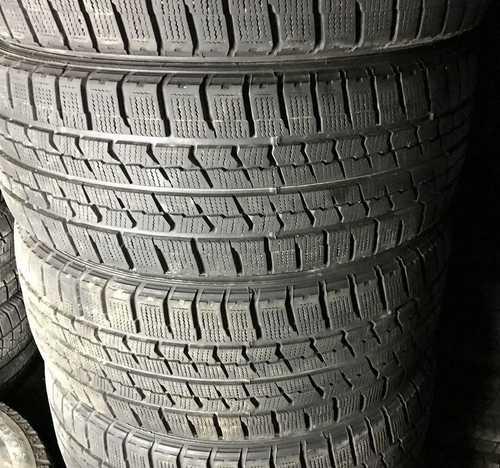 Goodyear Ice Navi Zea II 215/55 R17