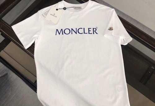 Футболка Moncler