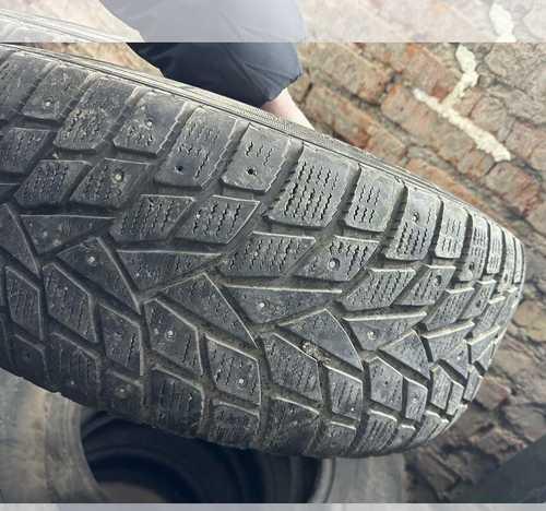 Dunlop Grandtrek Ice 02 275/65 R17