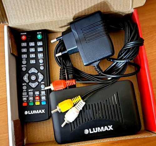 Приставка для цифрового тв Lumax DV1120HD