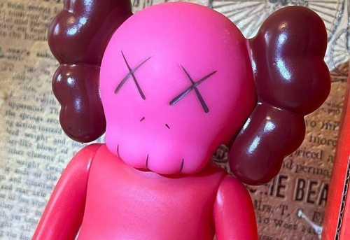 Фигурка kaws