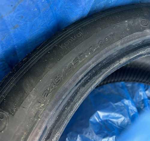 Hankook AH11 245/45 R19