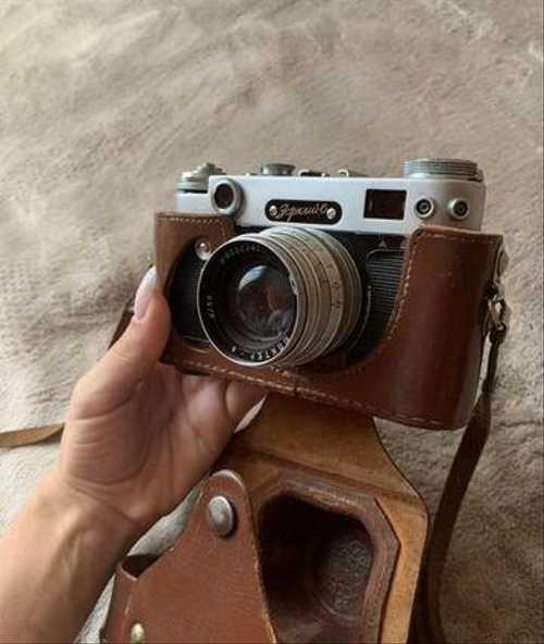Винтажный фотоаппарат