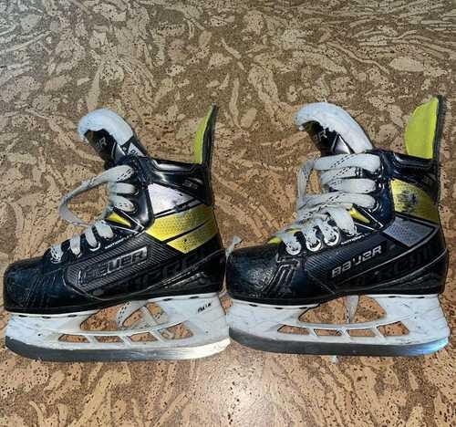 Коньки хоккейные bauer 3s