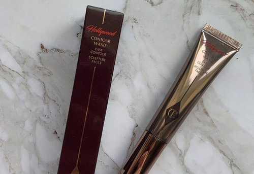 Кремовый скульптор Charlotte Tilbury