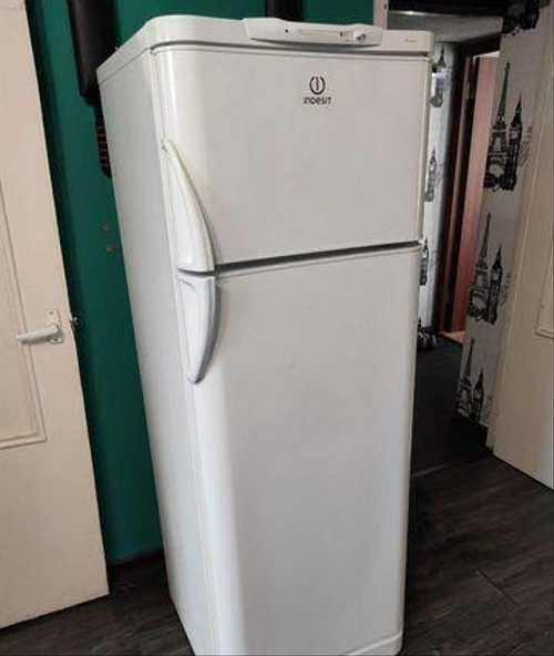 Холодильник Indesit RA32G.015