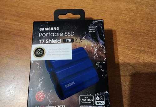 SSD портатиный накопитель Samsung T7 Shield 1тб