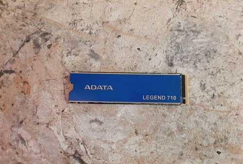 Ssd m2 nvme Adata Legend 710 512 GB