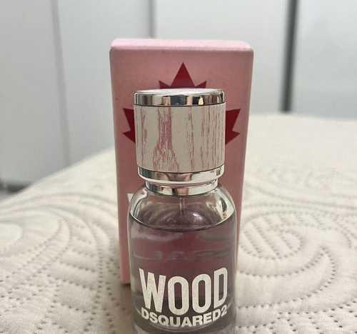 Туалетная вода женская wood dsquared2