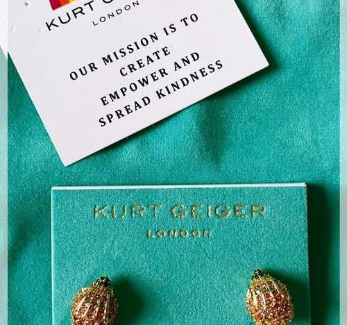 Сережки пуссеты Kurt Geiger