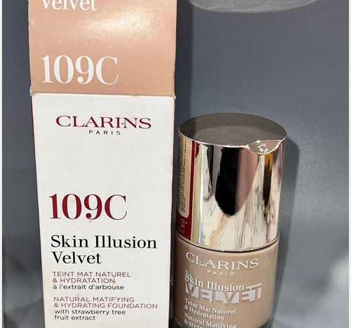 Clarins тональный крем 109С