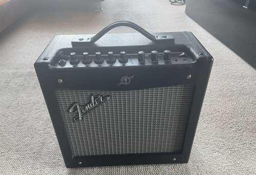 Комбоусилитель Fender Mustang I V2