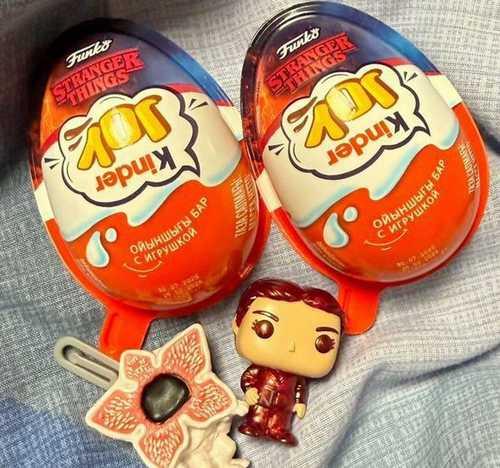 Kinder joy stranger things