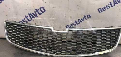 Решетка радиатора нижняя Круз (Chevrolet Cruze)