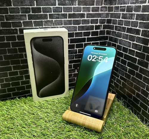 iPhone 15 Pro, 256 ГБ