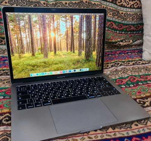 Apple macbook pro 13 2017